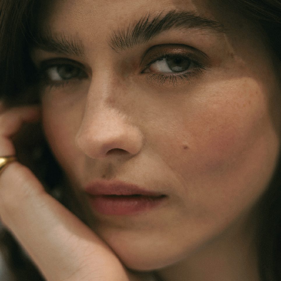 Amber Anderson's Instagram, Twitter & Facebook on IDCrawl